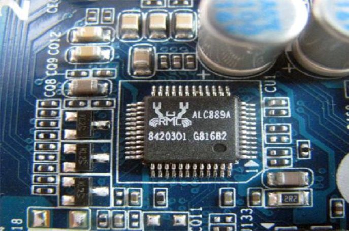 Các loại IC (Integrated Circuit) thường gặp trên mainboard